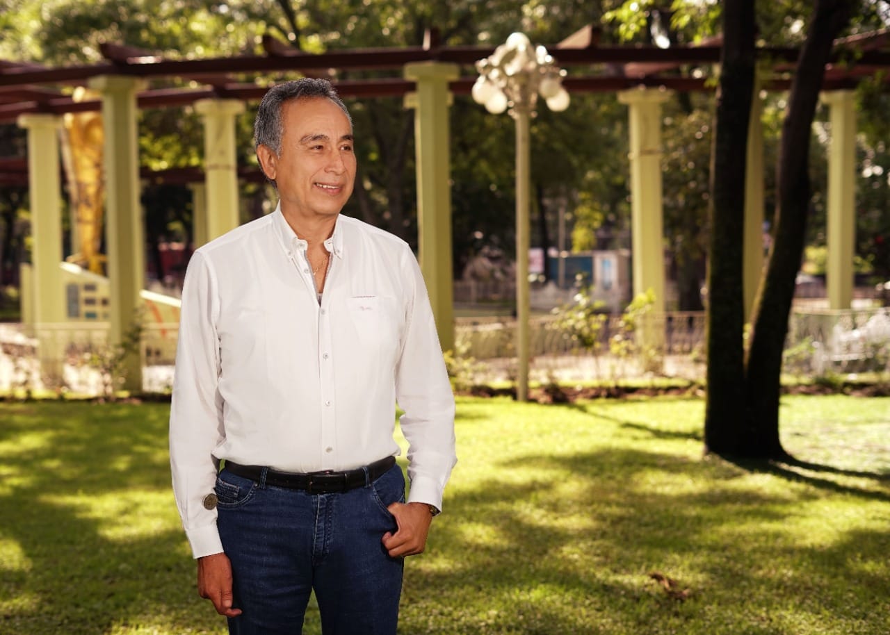 Lemus caería en desacato por permitir licitación - GLORIA REZA